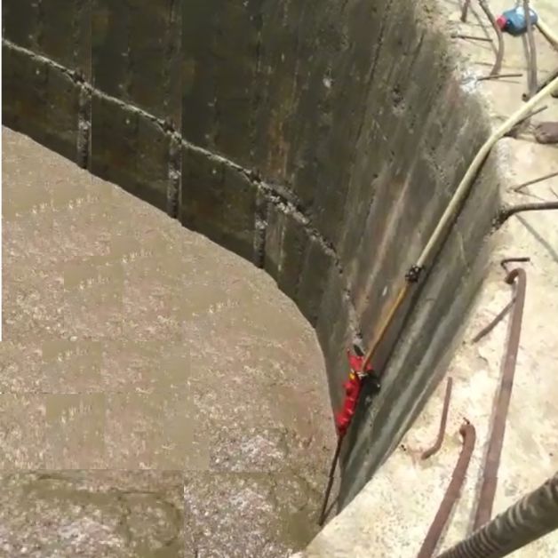 CP24A rock drill in underwater drilling for bridge construction ...